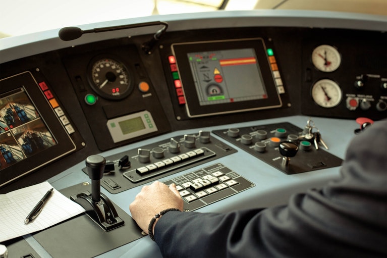 Powering Modern Rail Systems | Vicor