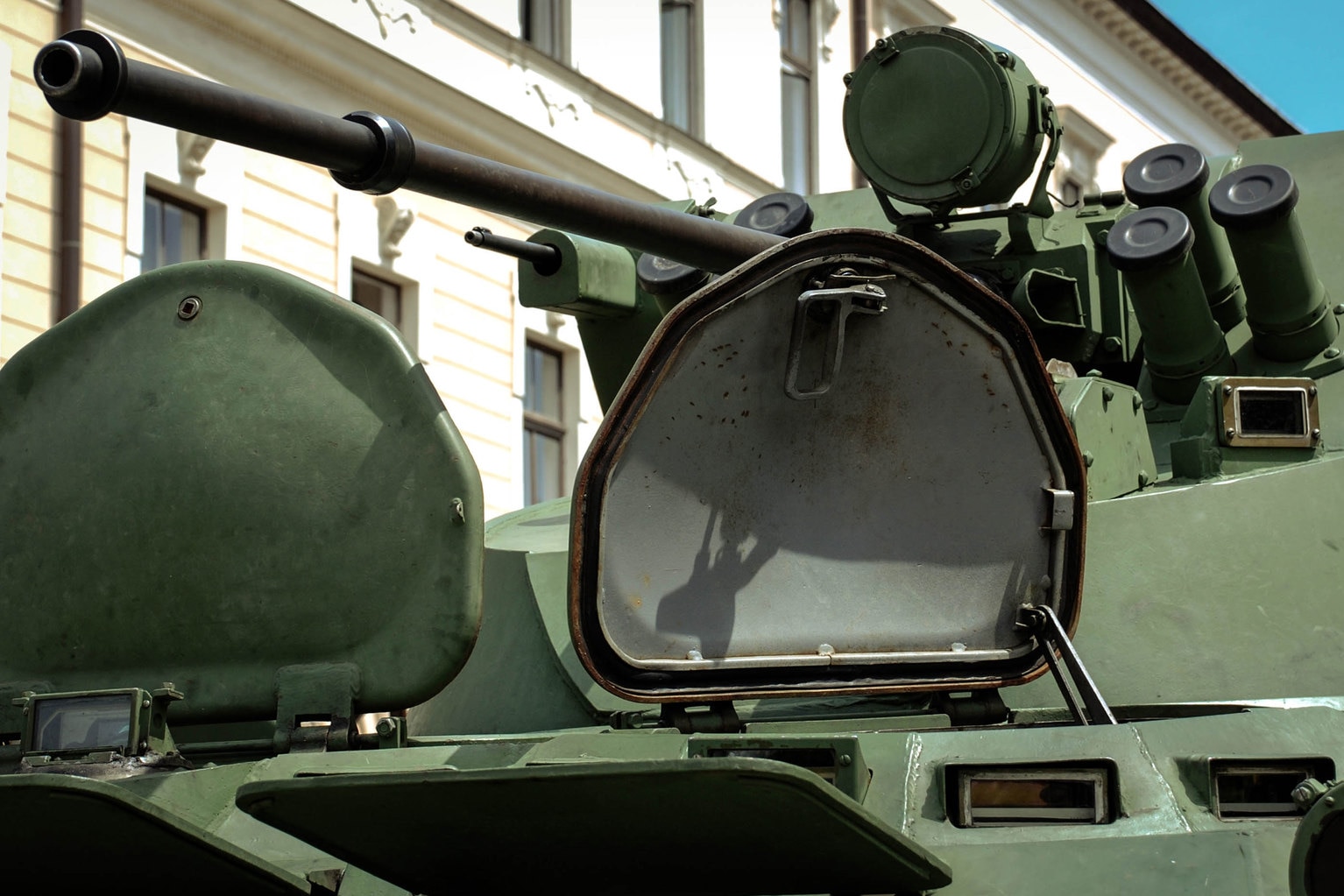 Custom Aerospace & Military Power Supplies | Vicor